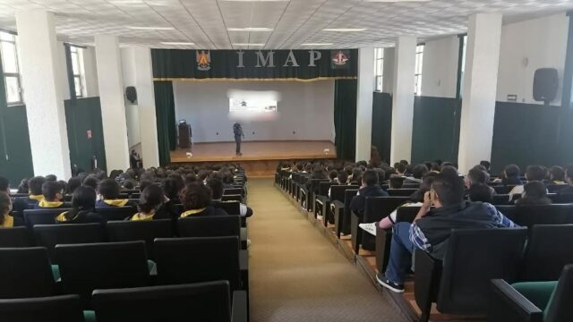 Capacitan a estudiantes del IMAP en uso de redes sociales | Periódico ...
