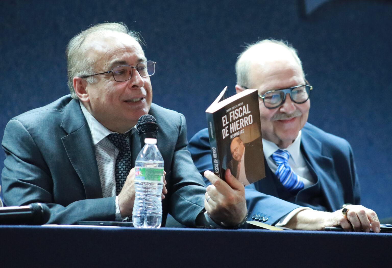 El Fiscal de Hierro, una autobiografía que nos adentra a la historia de la corrupción y el ...