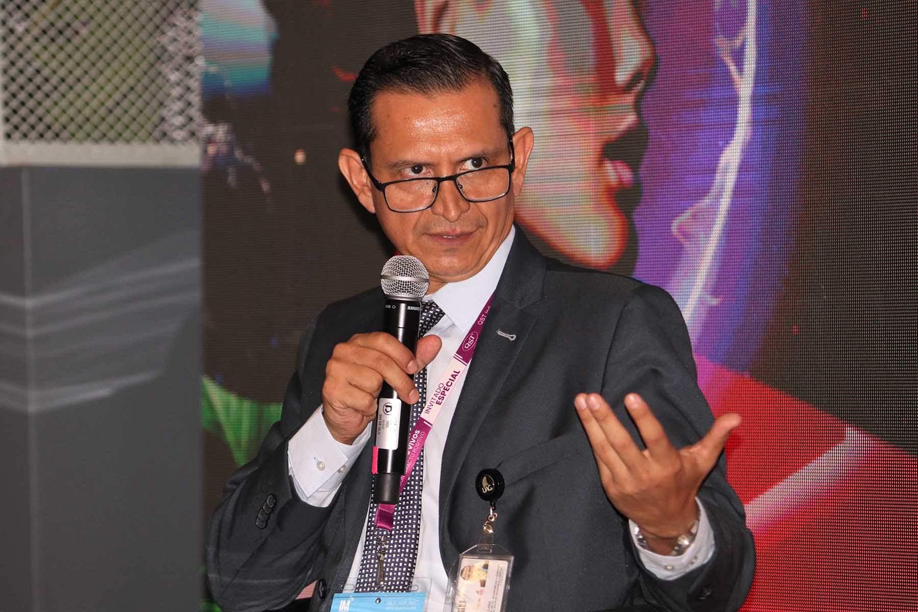 Expertos destacan pros y contras del “superpeso” | Periódico Mirador